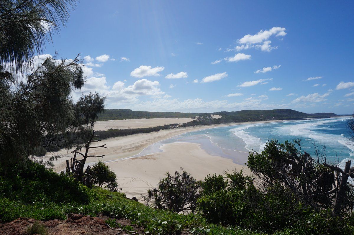 Fraser Island ...the world's largest sand island